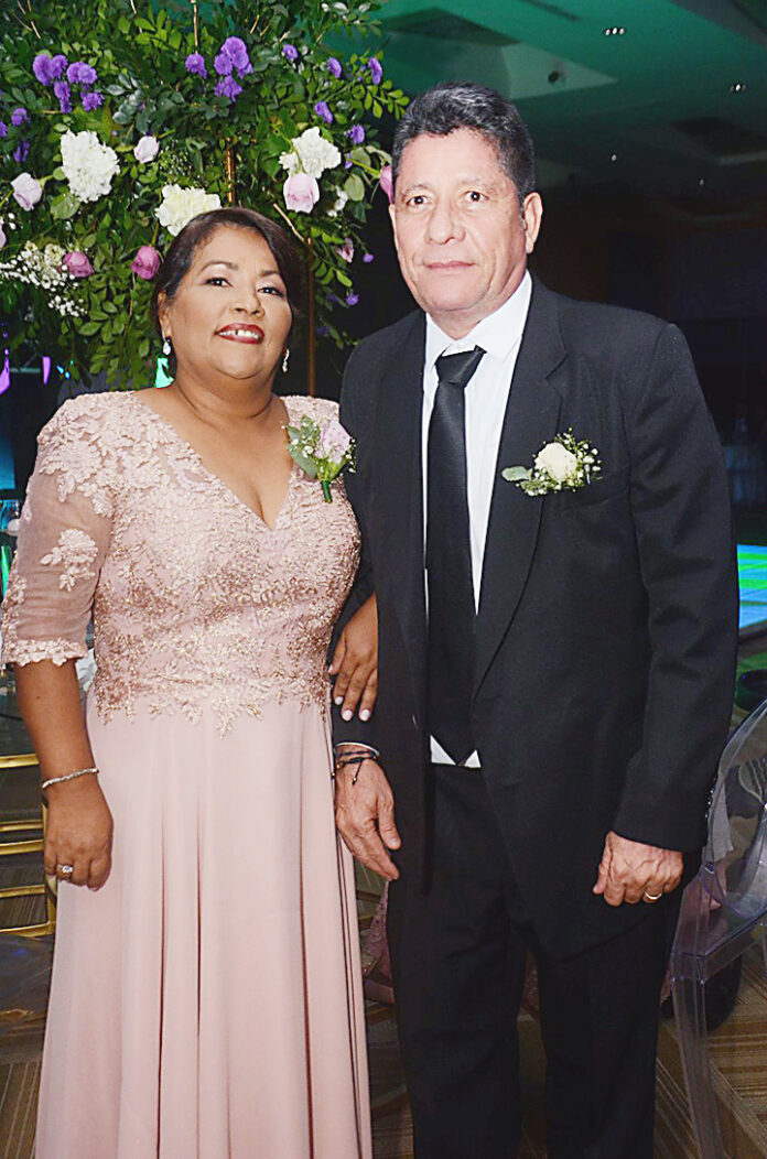 Lourdes y Omar en sintonía con el amor