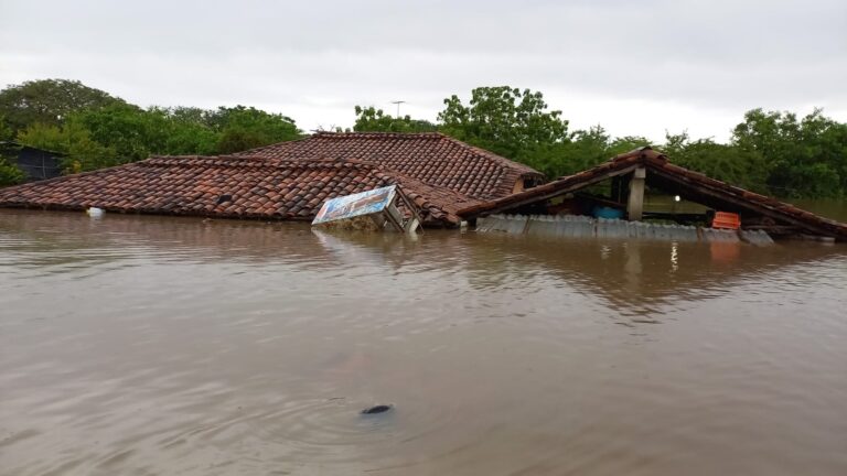 Impactantes imágenes: Julia causó terribles inundaciones en Valle