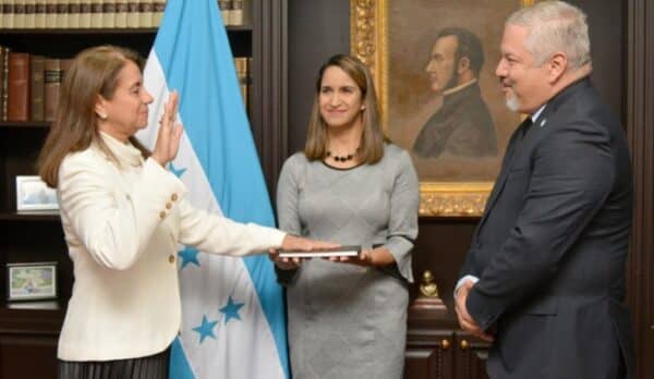 Sonia Cruz, nueva embajadora de Honduras en RD