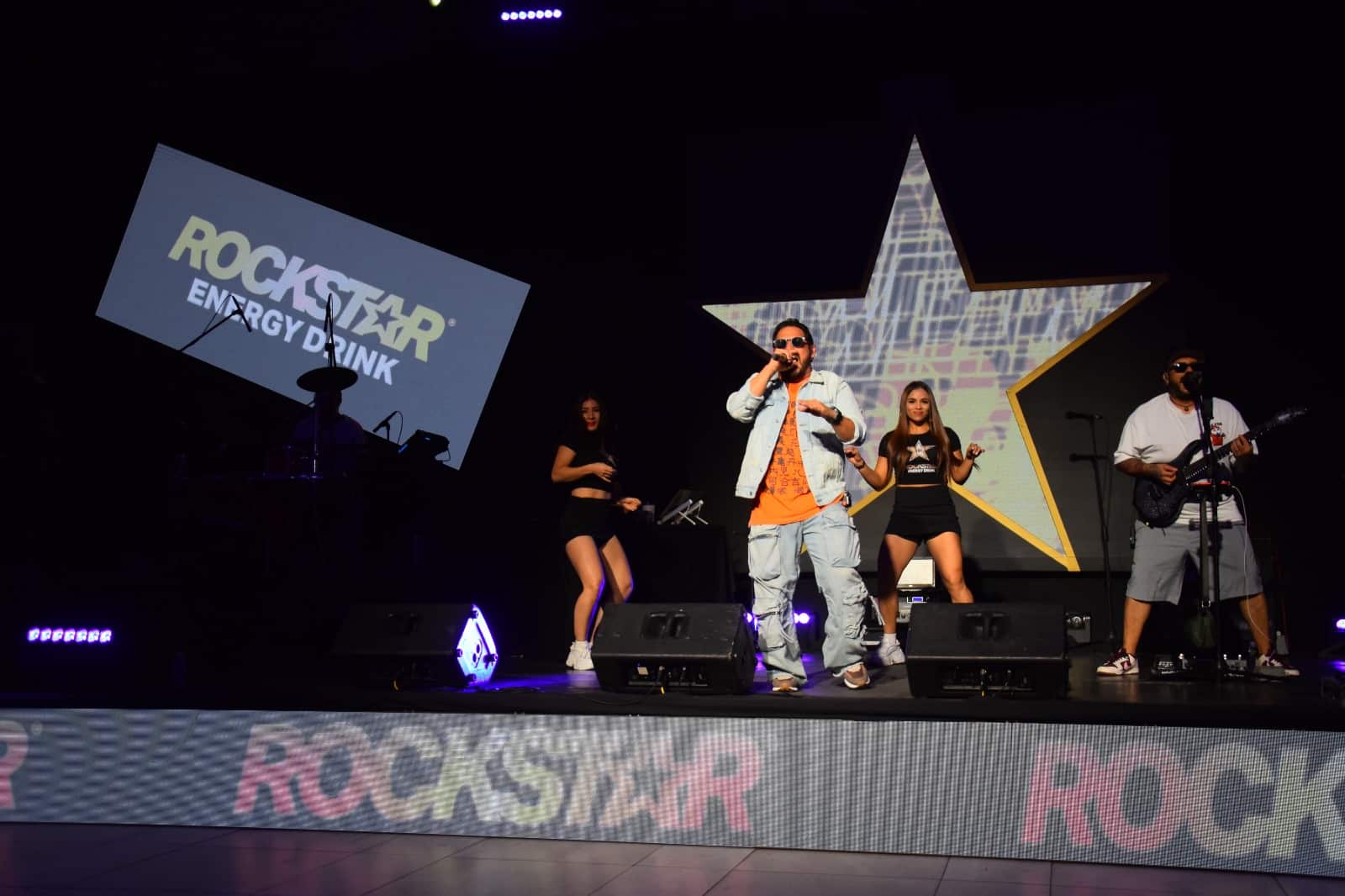 Embotelladora de Sula invita a descubrir tu lado Rockstar