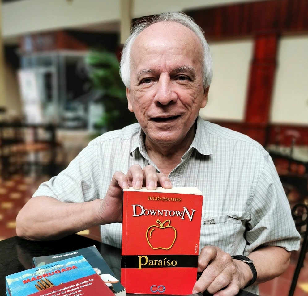 Cinco escritores hondureños que han traspasado fronteras