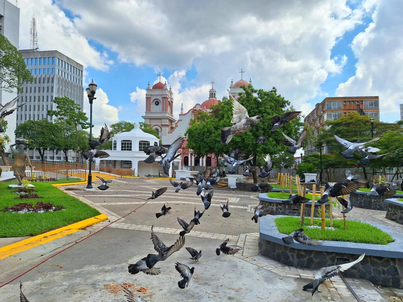 La nueva cara de San Pedro Sula: edificios, plazas y terrazas