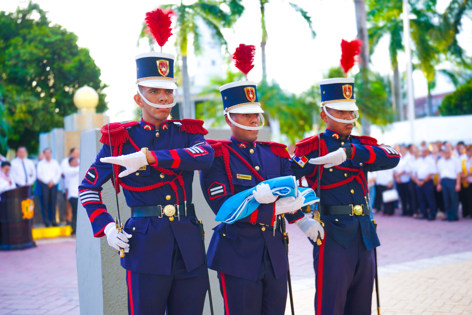 Con gran fervor El Progreso inaugura las fiestas patrias