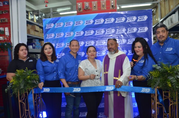 Moto Repuestos DK inaugura su tienda 30 en San Pedro Sula