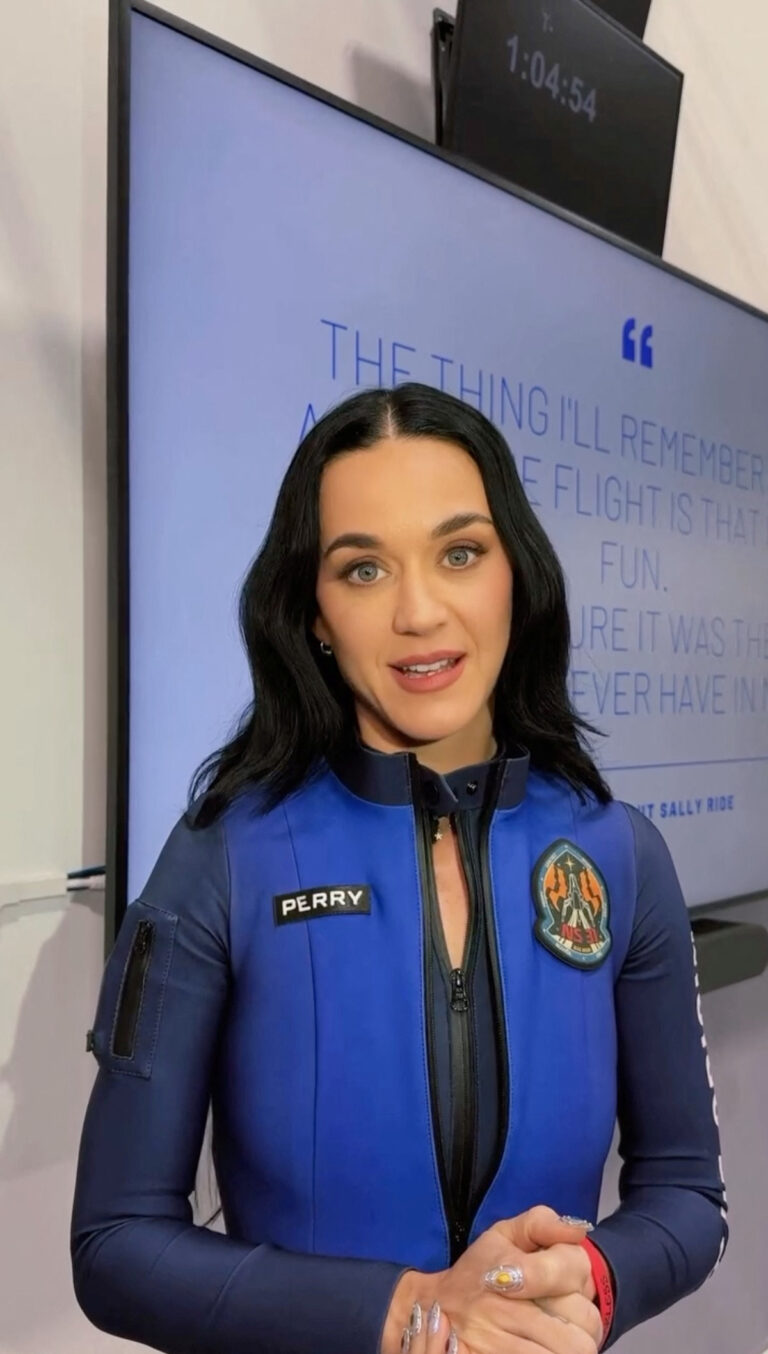 Katy Perry habla sobre su experiencia en el espacio