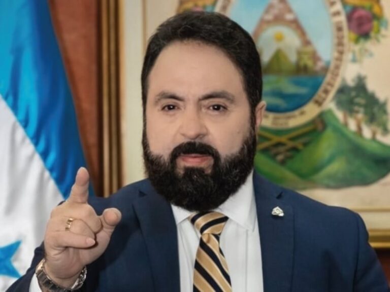 Luis Redondo: "Si el CNE no cuenta los votos, lo hará el Congreso"