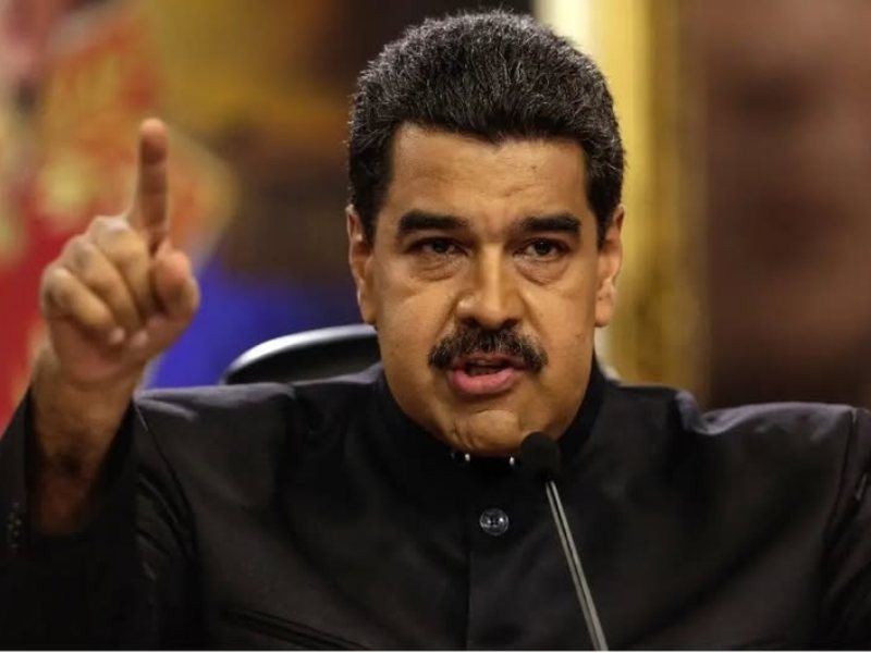 Nicolás Maduro: "A Venezuela no la toca nadie"
