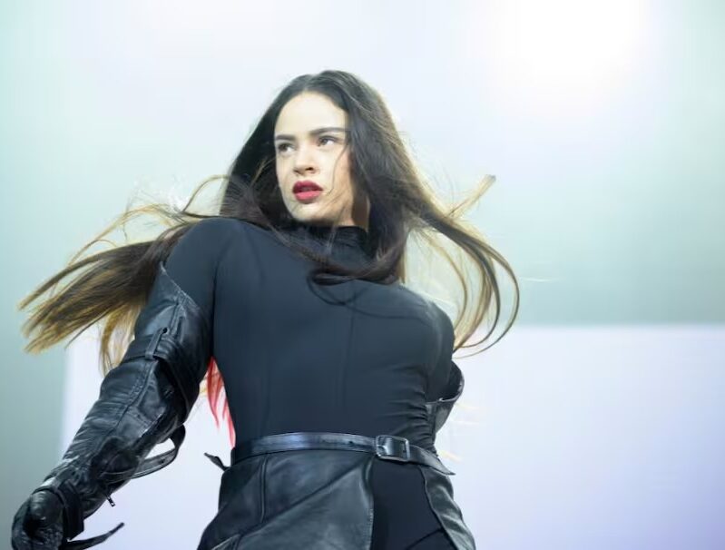 Rosalía enciende las redes sociales como la protagonista de la última ...