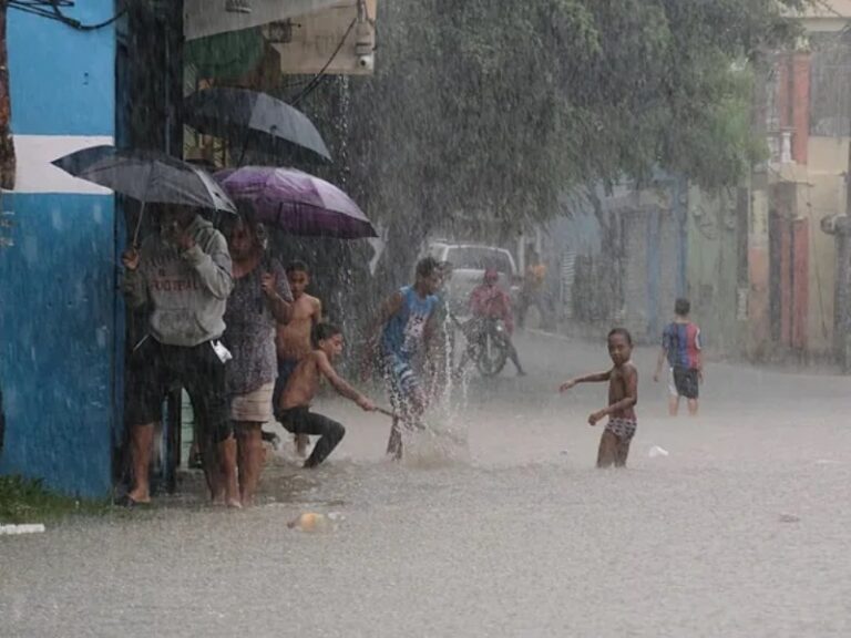 Huracán Melissa alcanza categoría 5 y amenaza con devastar el Caribe