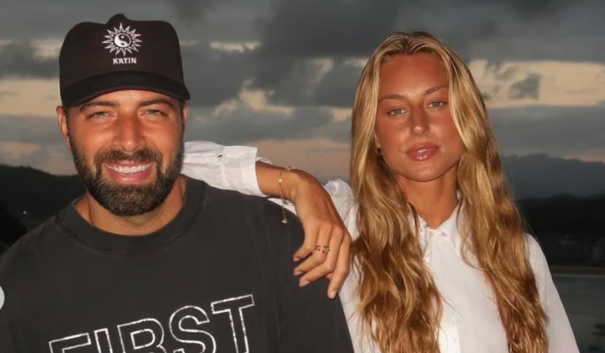 El cantante Jencarlos Canela se compromete con Olivia Elliot