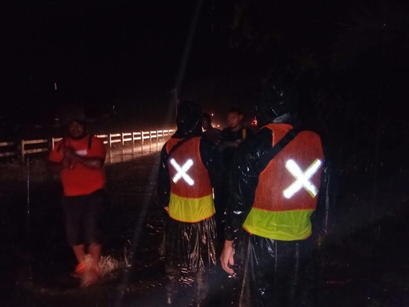 Atlántida bajo alerta roja: paso vehicular restablecido de forma controlada