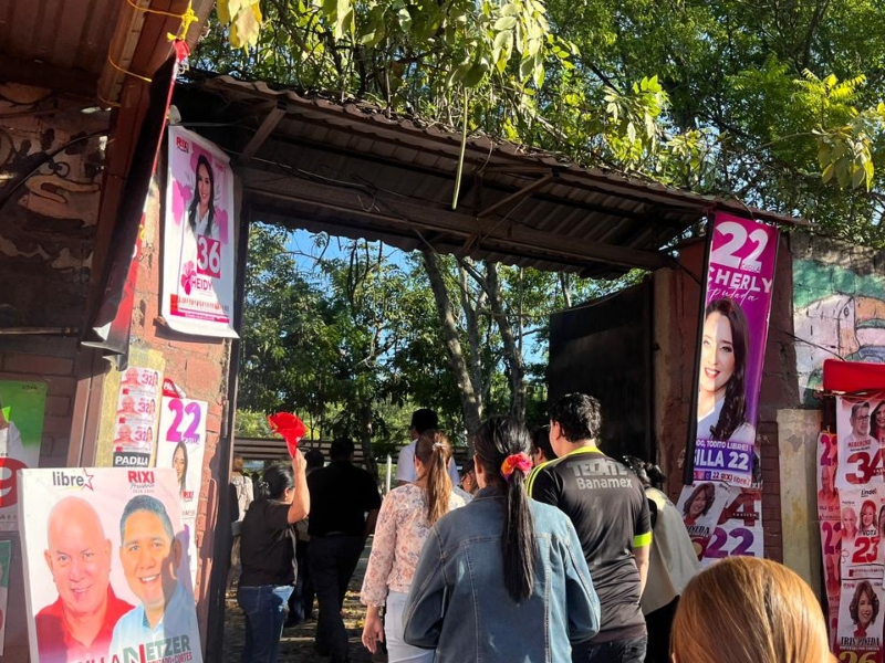 Con una hora de retraso abren centros de votación en San Pedro Sula