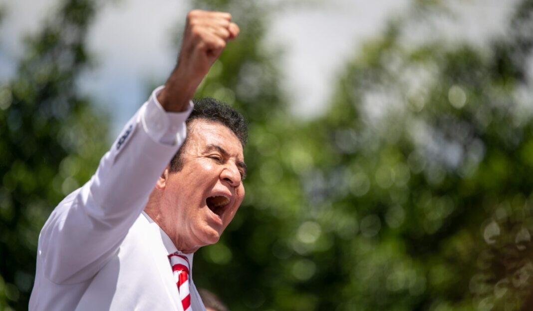 (VIDEO) Nasralla remonta a Nasry Asfura y los Liberales celebran con ...