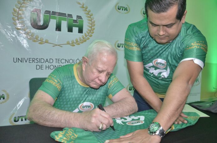 La nueva piel de UTH: 40 años de educación, legado y orgullo hondureño ...