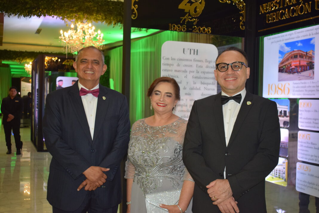 UTH celebra 40 años con una gala histórica marcada por homenajes, arte ...